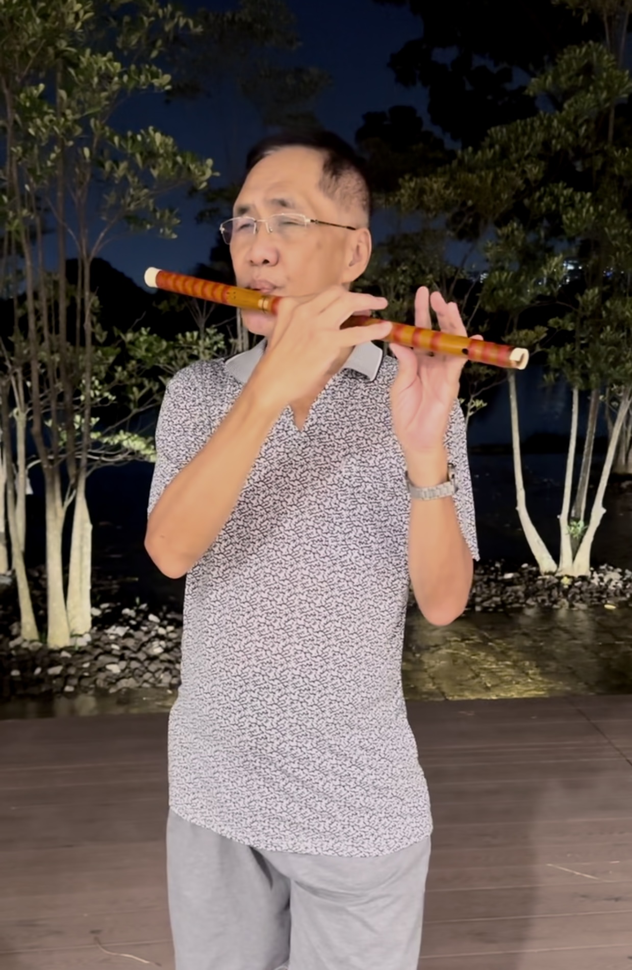 Melodies in Nature: A Flautist’s Musical Escape in Japanese Garden